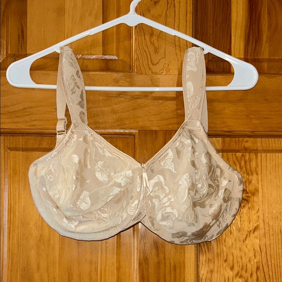 Wacoal | Intimates & Sleepwear | Wacoal Tan Floral Womens Bra 32g ...